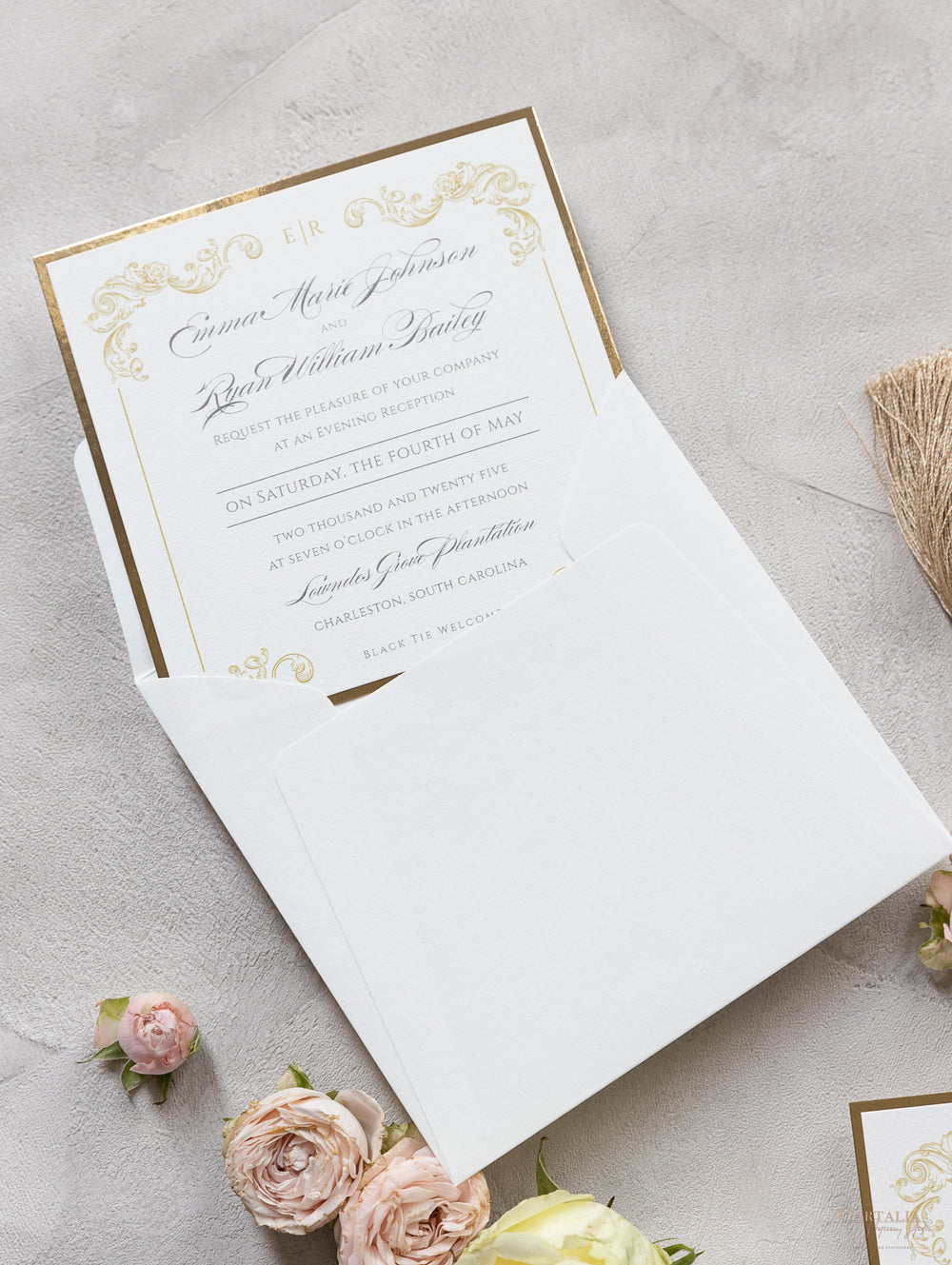 Square Regal Gold Foil Framed Invitation – Cartalia
